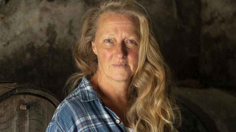 Heartfelt plea from author Raynor Winn to help homeless people this ...